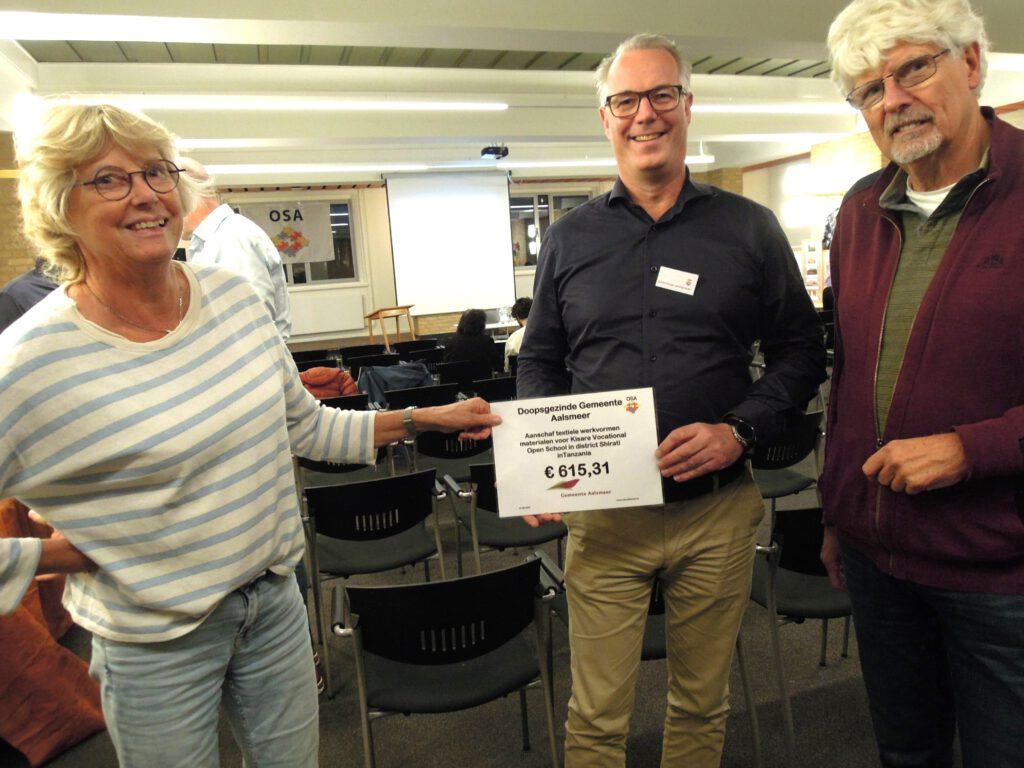 Cheque voor project DGA voor een school in Tanzania - Stichting ...